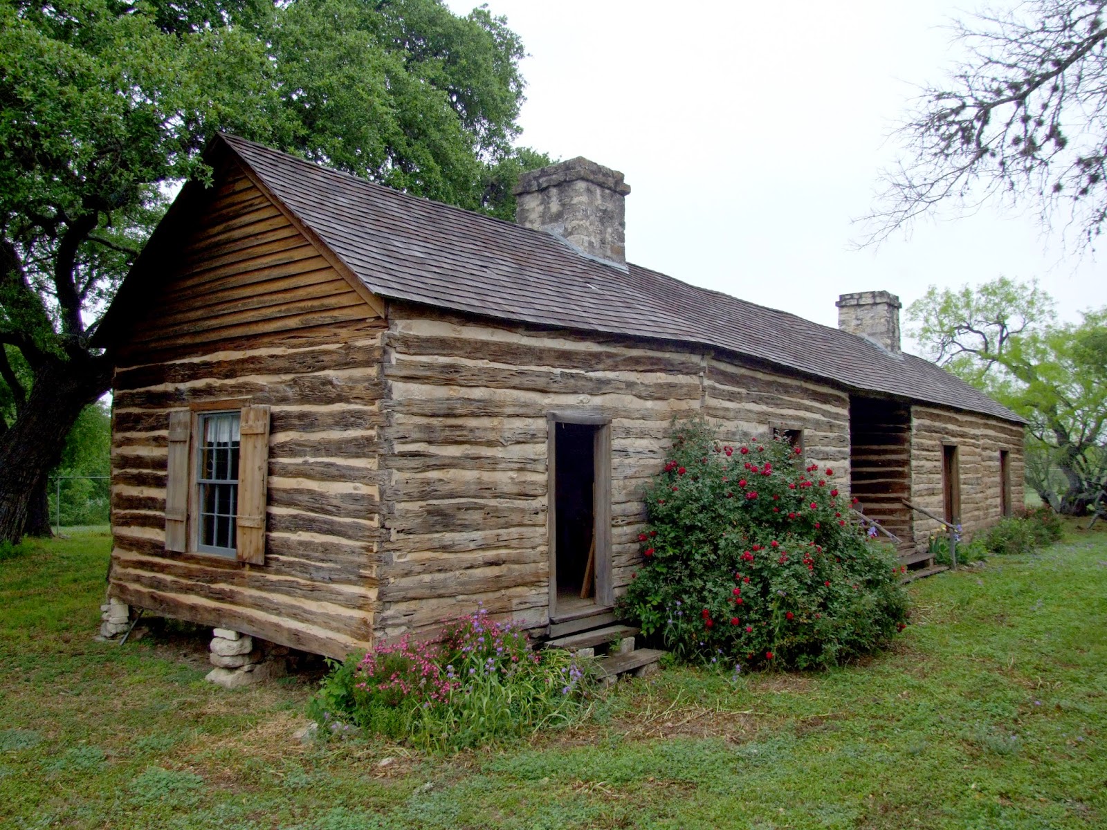 Kyle, Texas Daily Photo: Claiborne Kyle Log House
